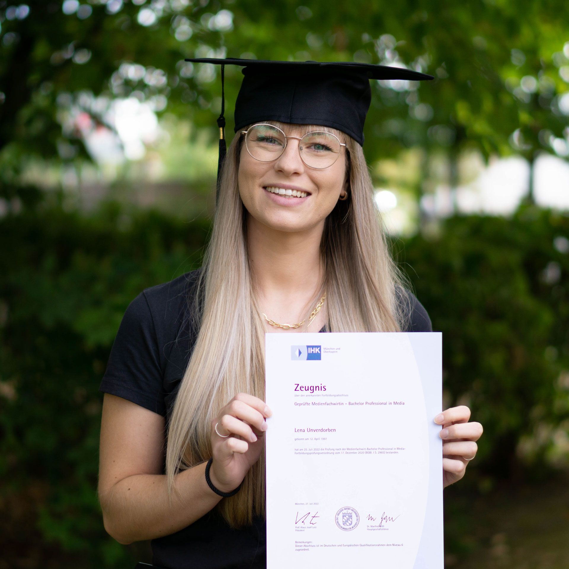 Lena Unverdorben - Bachelor Professional in Media Lena Unverdorben - Bachelor Professional in Media